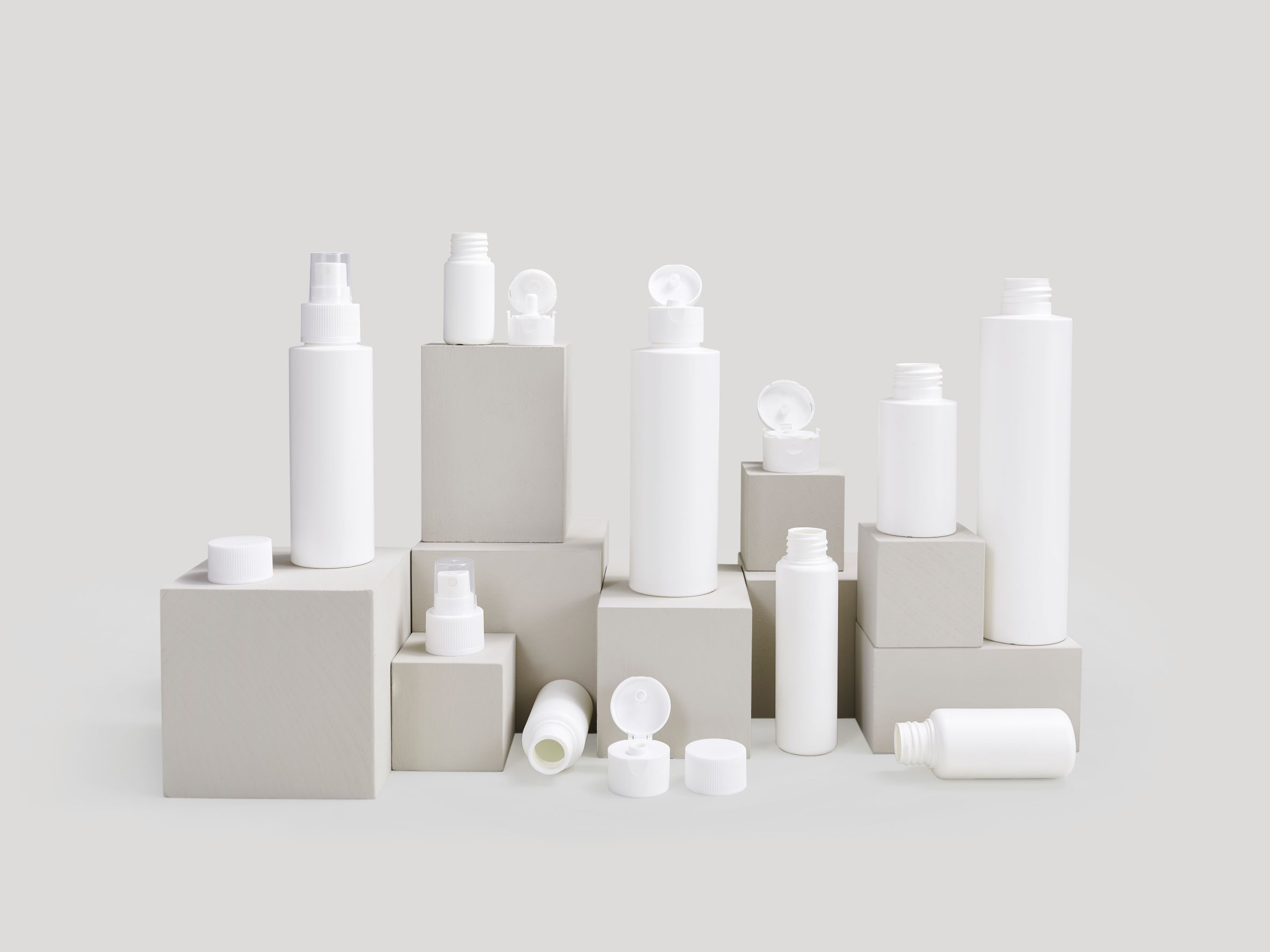 Primary packaging - Cylindrical shape bottles | IBS Moulding | CPHI Online